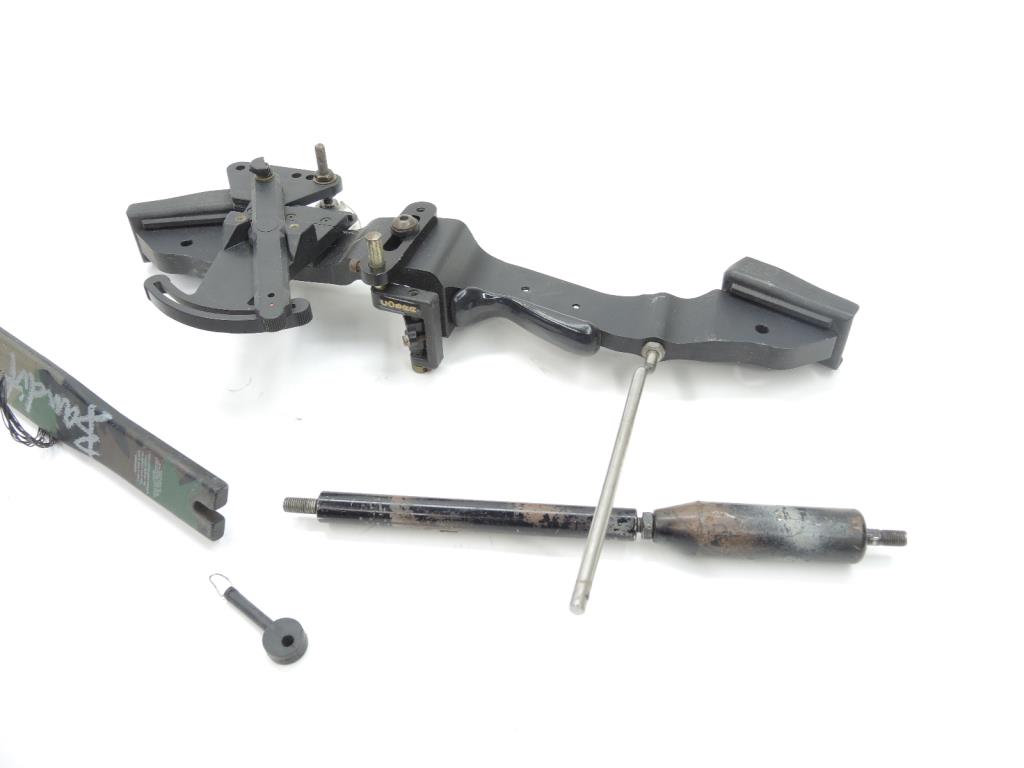 Bandit Compound Bow | Property Room