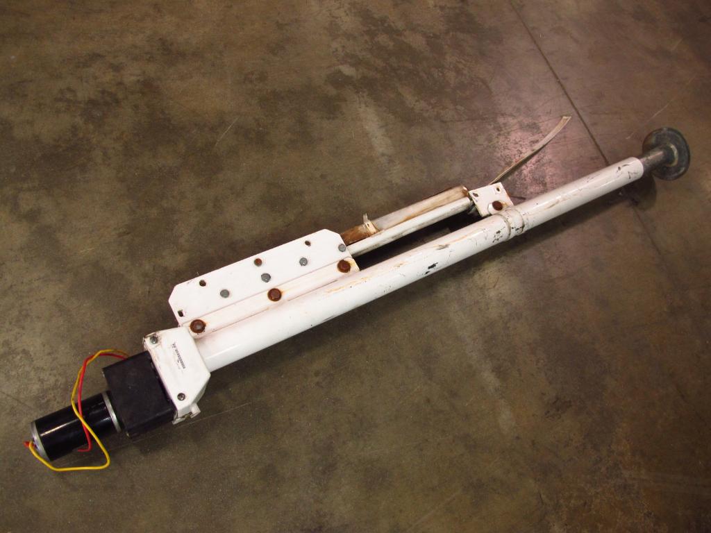 Atwood Mobile Camper Jack | Property Room