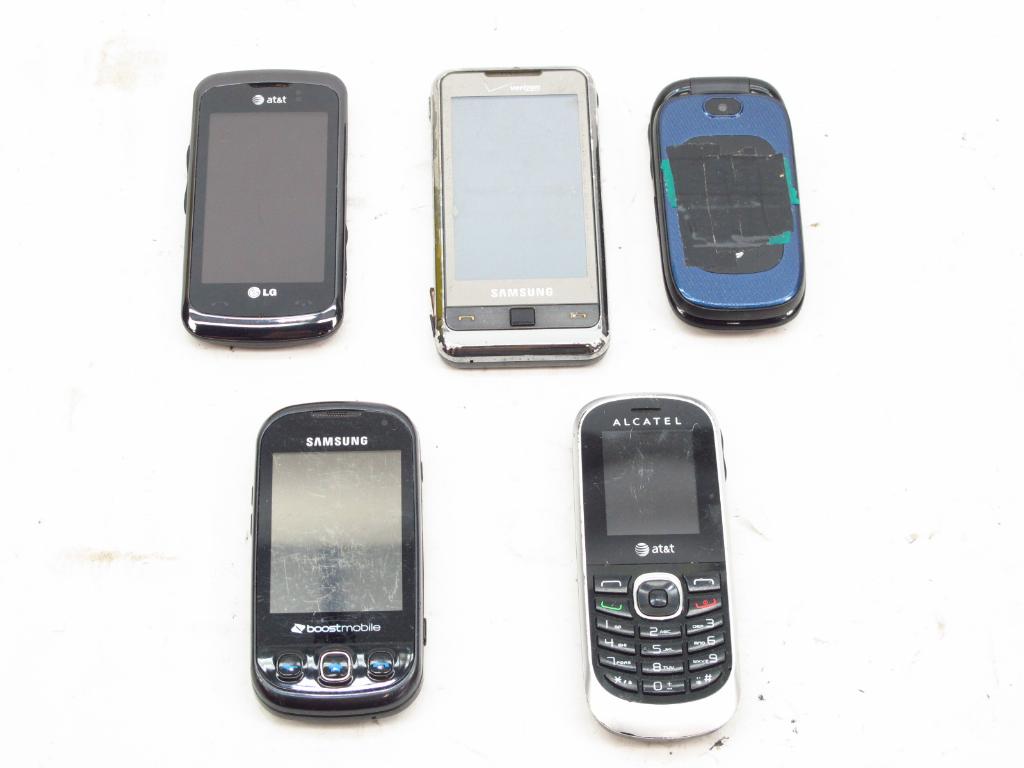 Samsung And Other Assorted Cell Phones - 30+ Pieces | Property Room