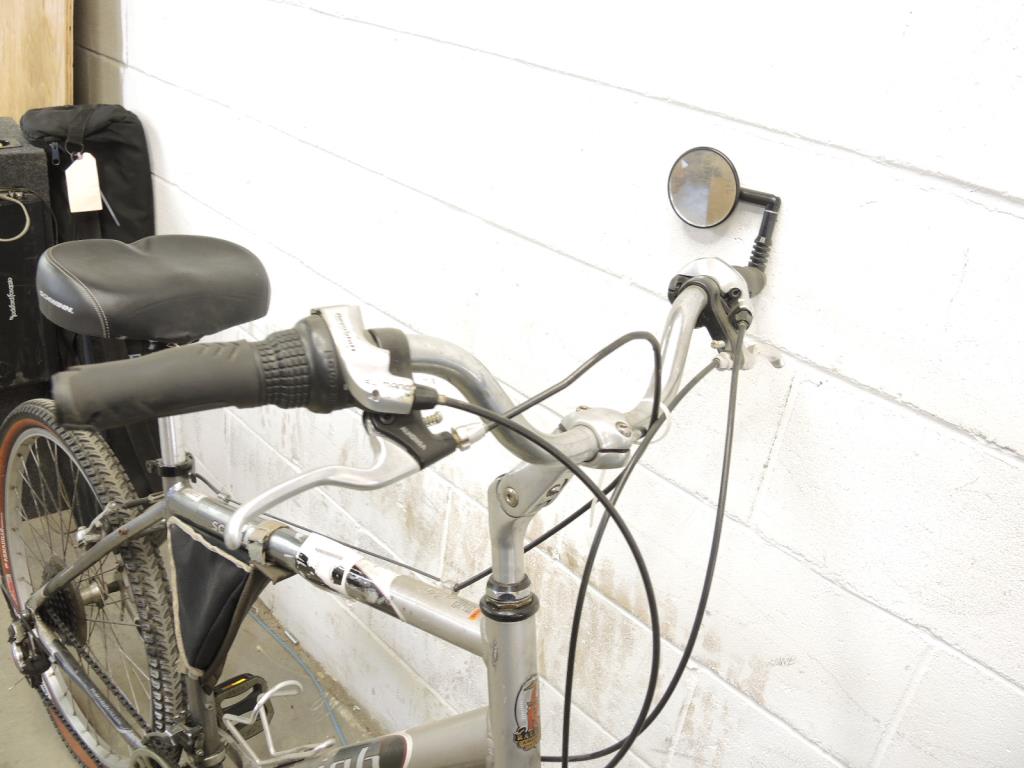 Raleigh SC30 Hybrid Bike | Property Room