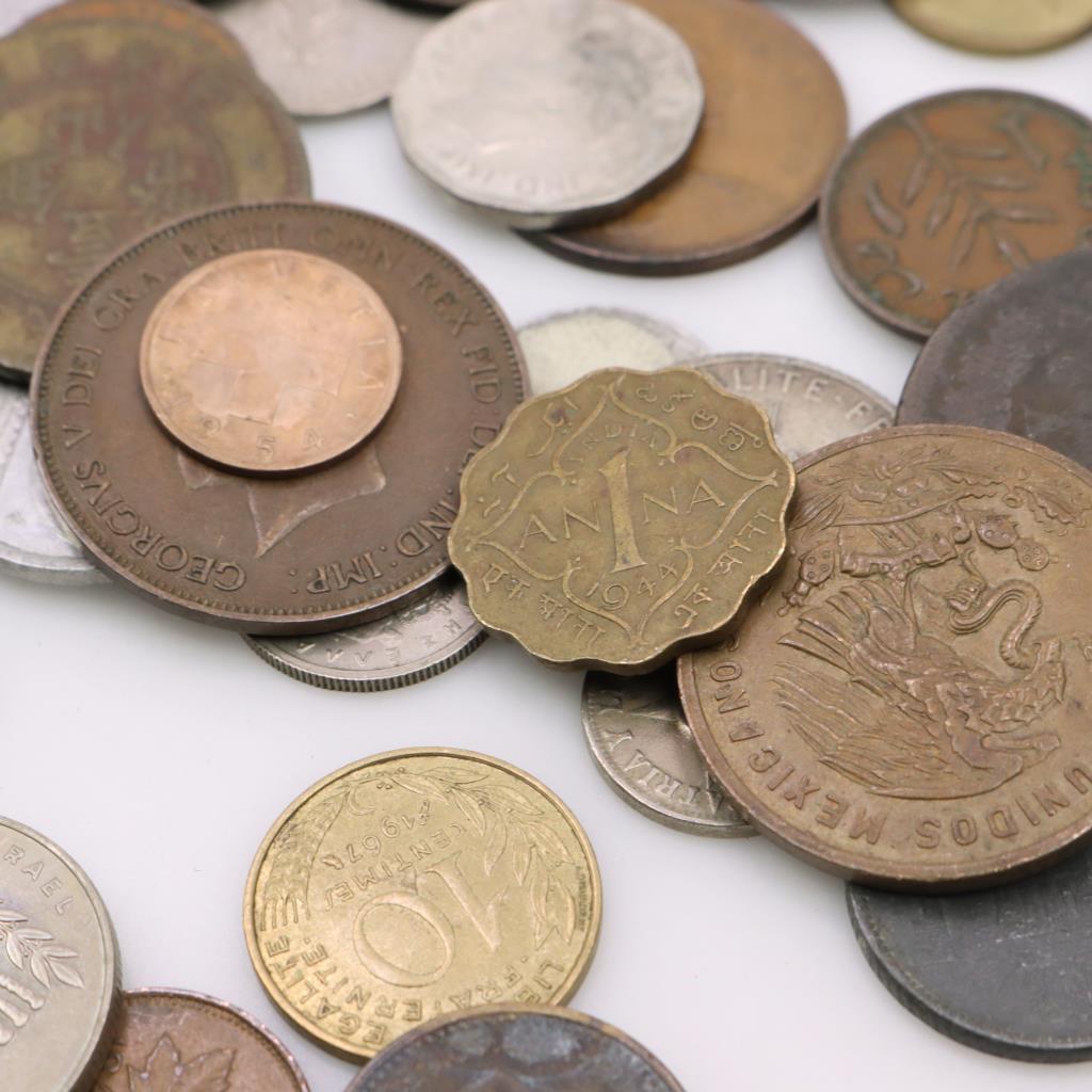 1+lb Foreign Coins | Property Room