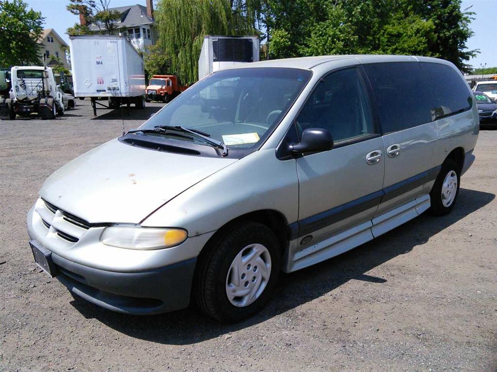 2000 Dodge Caravan (Hartford, CT 06114) | Property Room