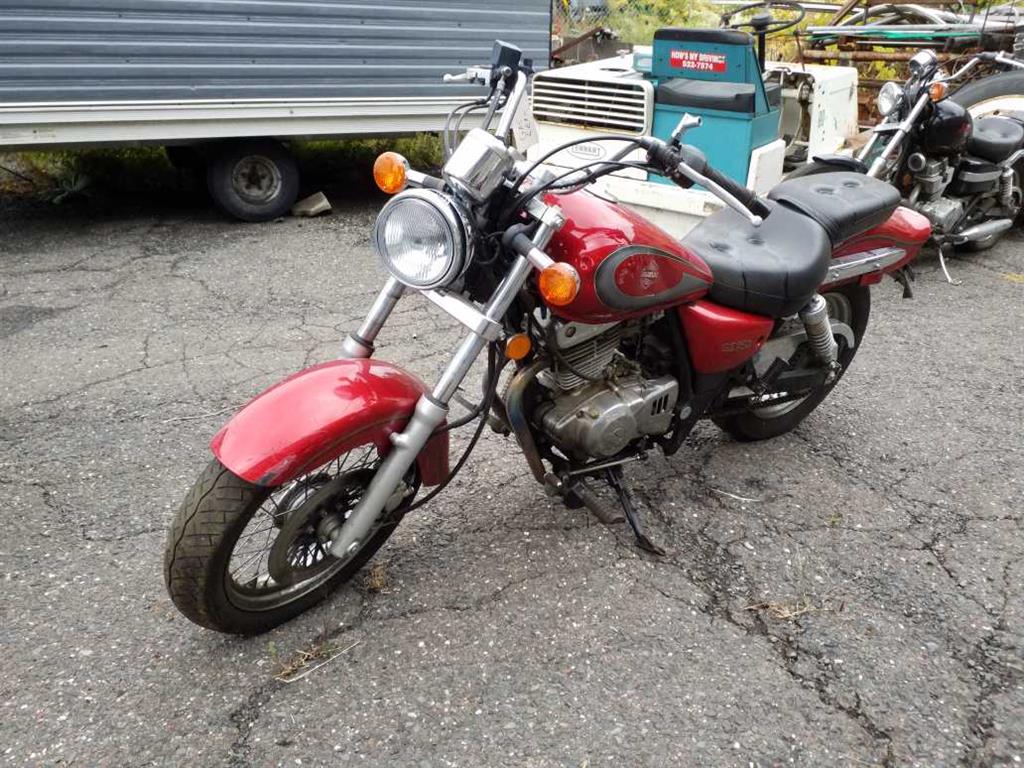 2000 Suzuki GZ250 (Hartford, CT 06114) | Property Room