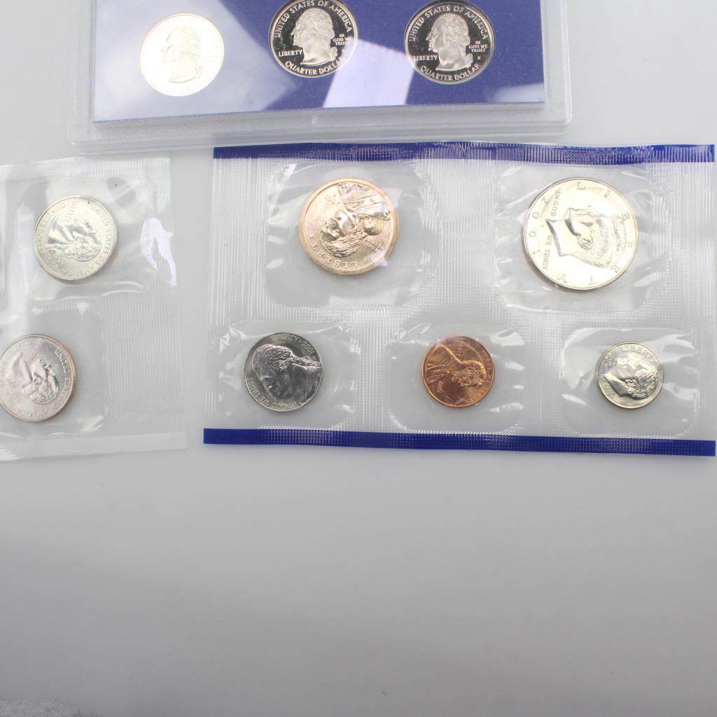 2000 US Mint Quarter Proof Set And 2001 US Mint Coin Set | Property Room