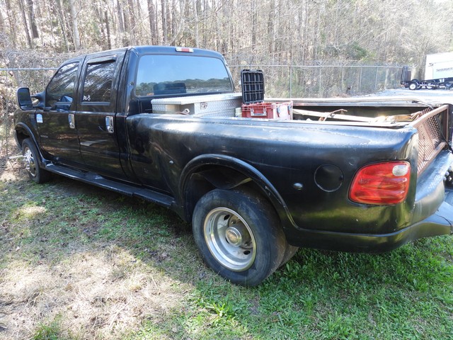 2001 Ford F450 (Ridgeland, SC 29936) | Property Room