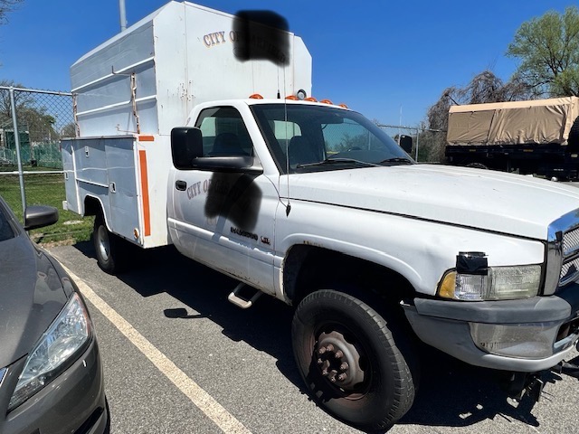 2002 Dodge Ram 3500 (Garfield, NJ 07026) | Property Room