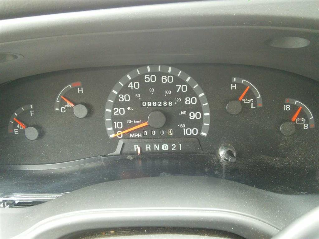 2003 Chevrolet Econoline 12 Passenger Van (Hartford, CT 06114 ...