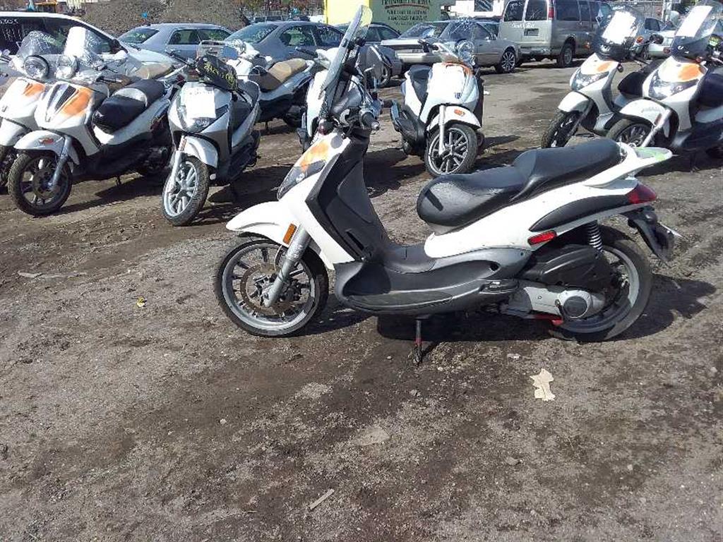 2003 Piaggio BV200 (Medford, NY 11763) | Property Room