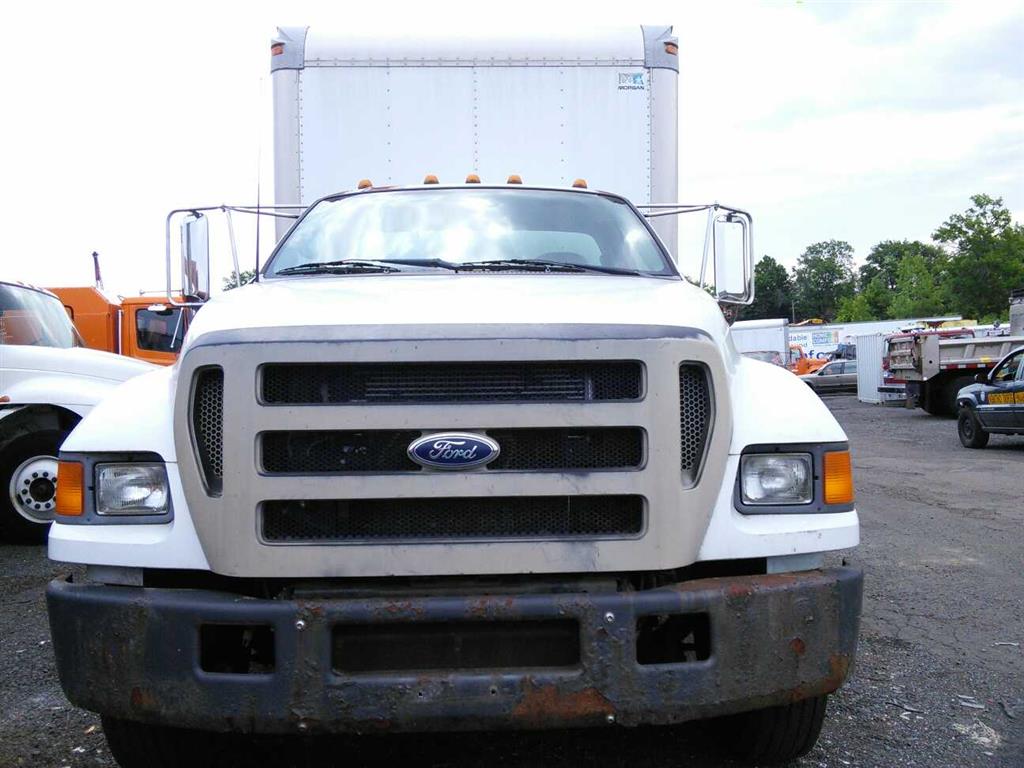 2004 Ford F660 4X2 (Hartford, CT 06114) | Property Room
