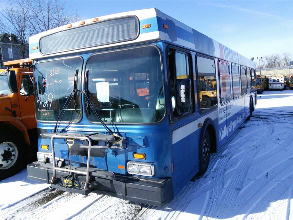 2004 New Flyer D40LF (Hartford, CT 06114) | Property Room