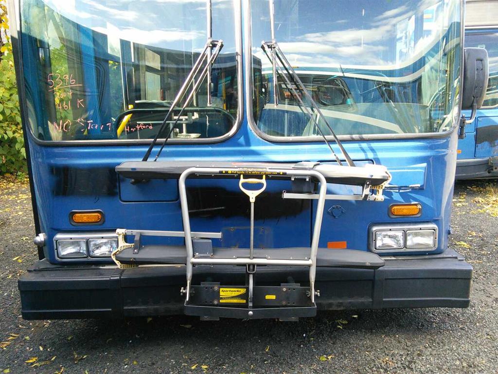 2004 New Flyer D40LF (Hartford, CT 06114) | Property Room