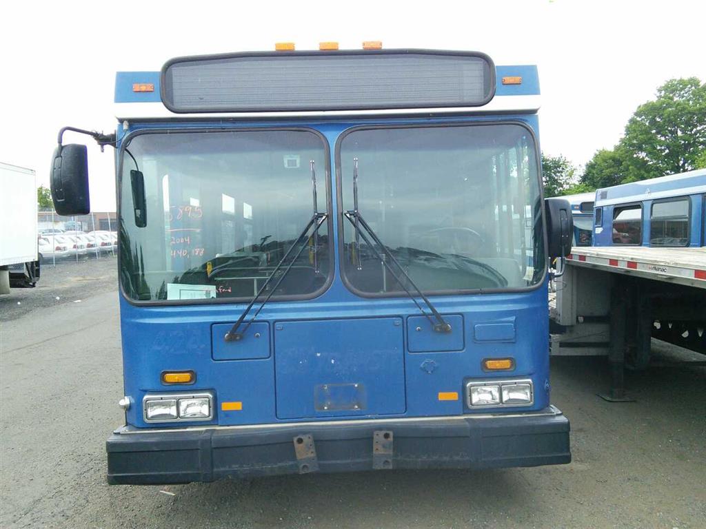 2004 New Flyer D40LF (Hartford, CT 06114) | Property Room