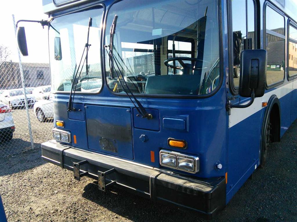 2004 New Flyer D40LF (Hartford, CT 06114) | Property Room
