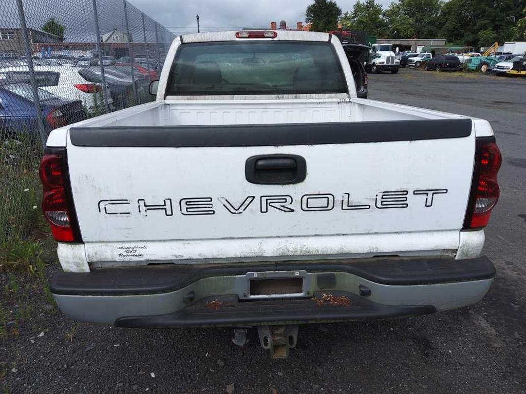 2005 Chevrolet Silverado (Hartford, CT 06114) | Property Room
