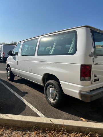 2005 Ford E-350 (Merced, CA 95348) | Property Room