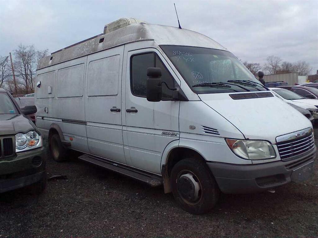 2005 Freightliner Sprinter3500 (Brooklyn, NY 11214) | Property Room
