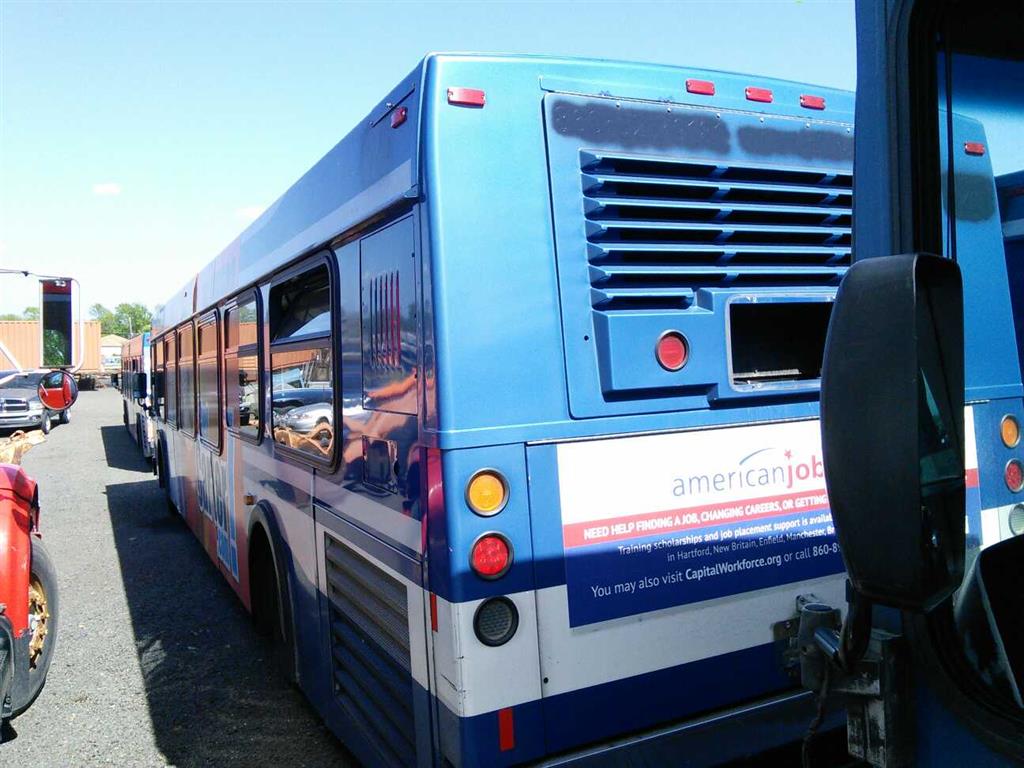 2005 New Flyer D40LF (Hartford, CT 06114) | Property Room