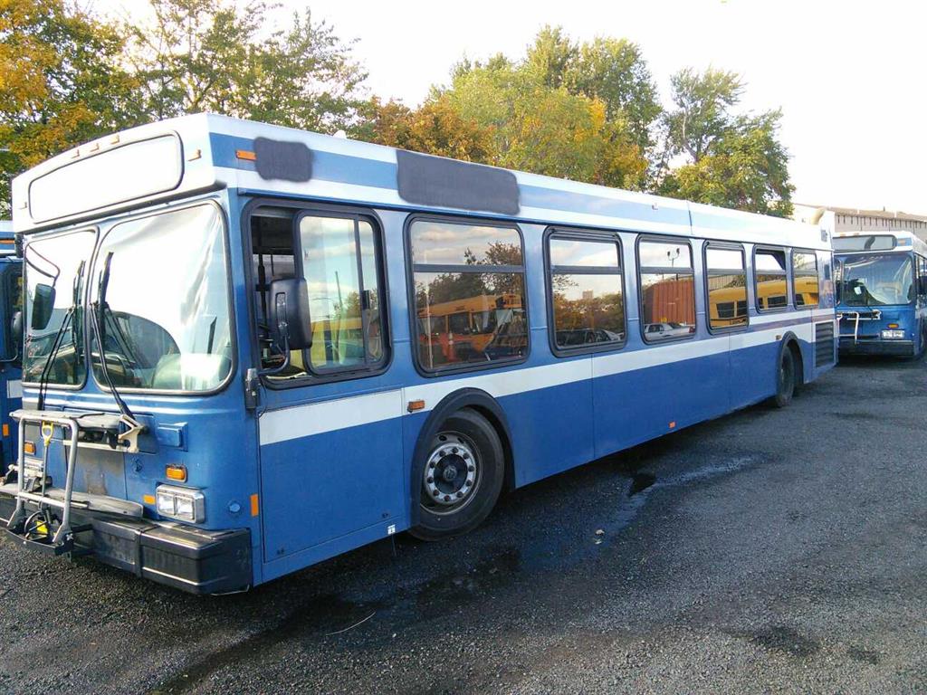 2005 New Flyer D40LF (Hartford, CT 06114) | Property Room