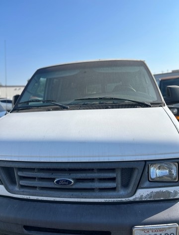 2006 Ford E-350 (Merced, CA 95348) | Property Room