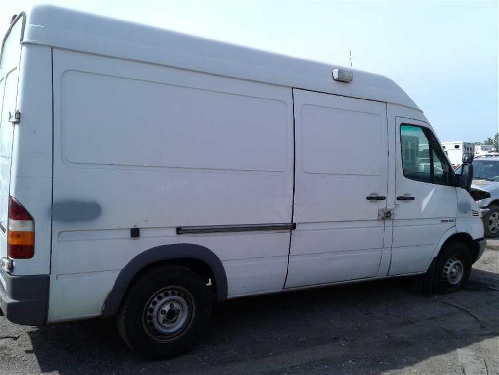 2006 Freightliner Sprinter 2500 (Brooklyn, NY 11214) | Property Room