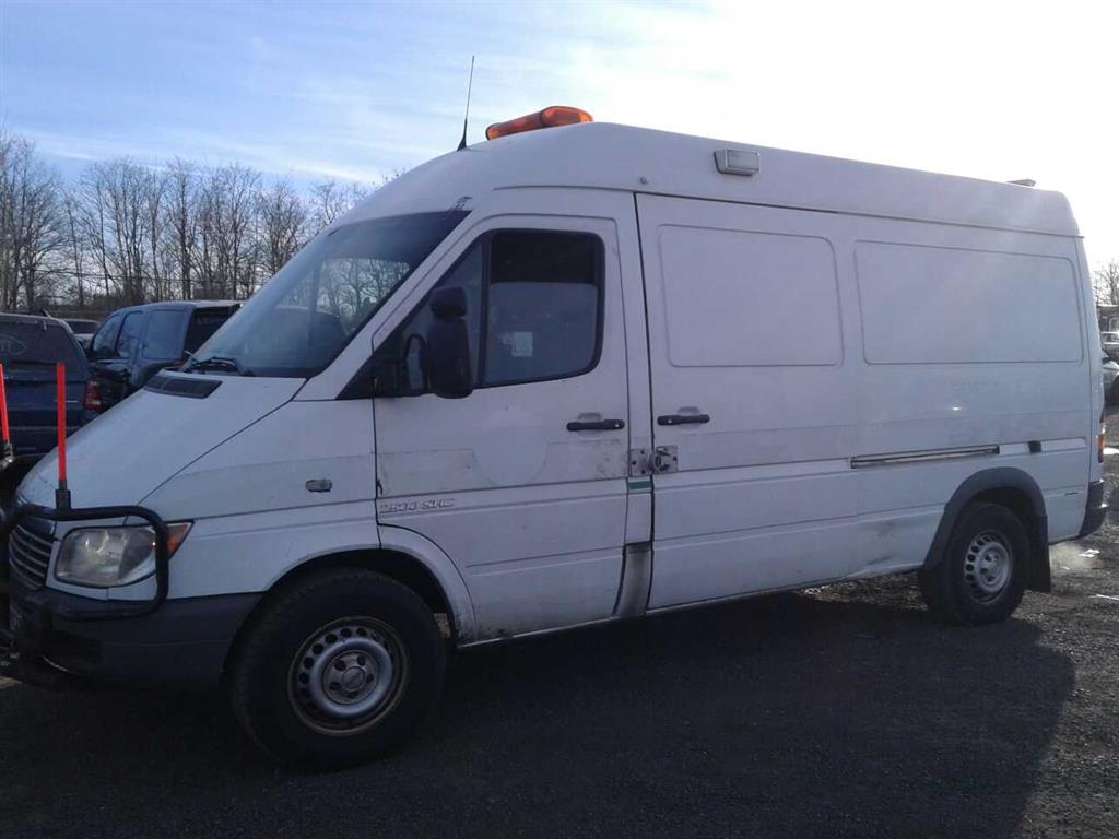2006 Freightliner Sprinter 2500 (Brooklyn, NY 11214) | Property Room