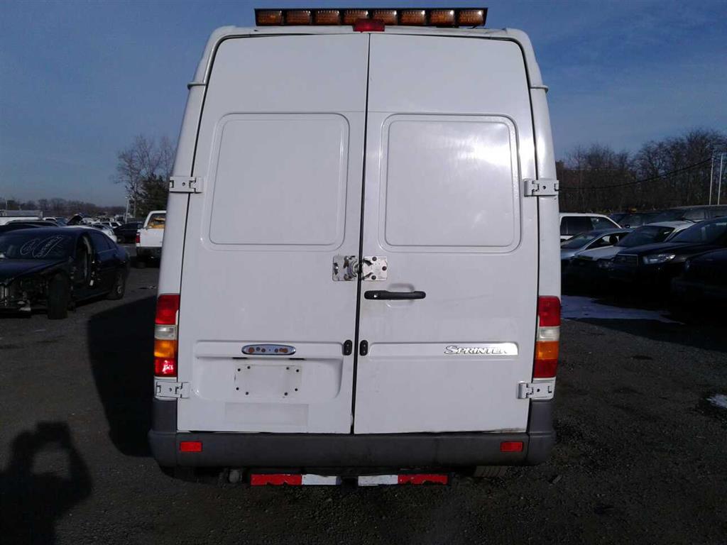 2006 Freightliner Sprinter 2500 (Brooklyn, NY 11214) | Property Room