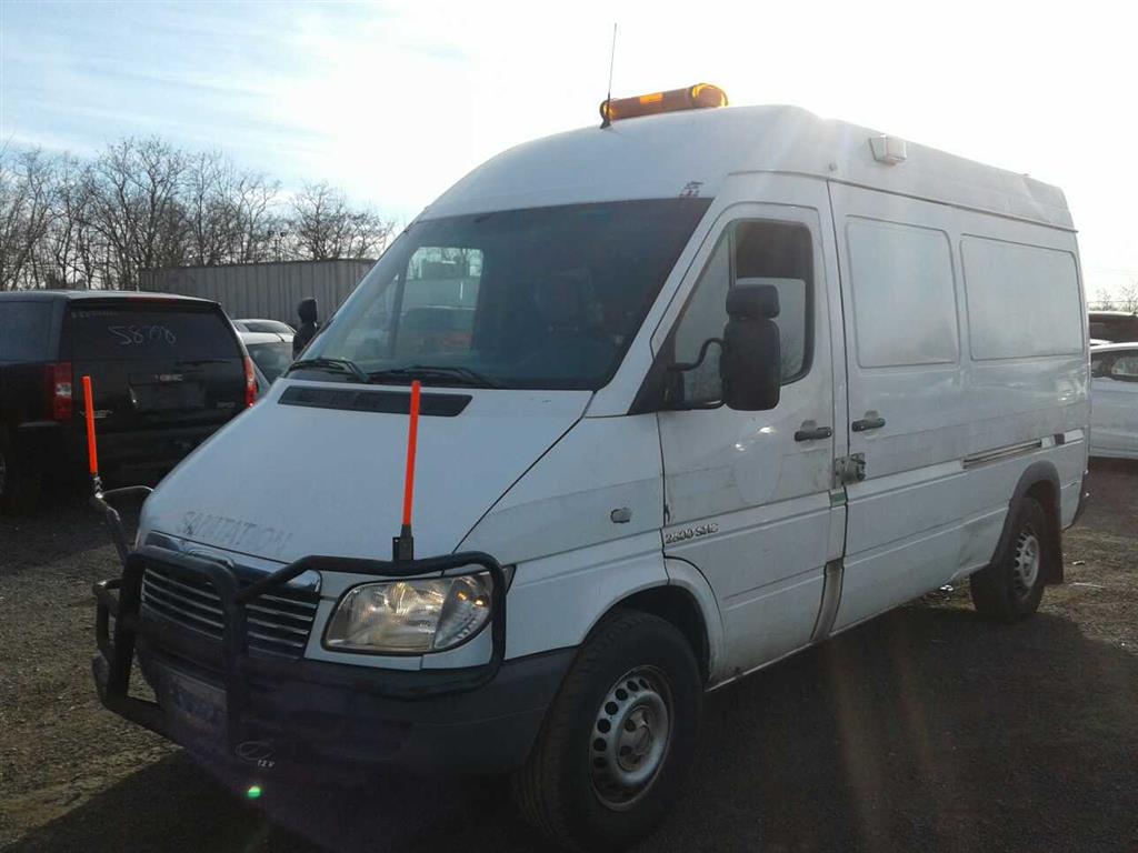 2006 Freightliner Sprinter 2500 (Brooklyn, NY 11214) | Property Room