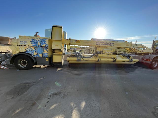 2006 Mercedes-Benz Actros 2040 AS #90055 & Overaasen Trailer Runway ...