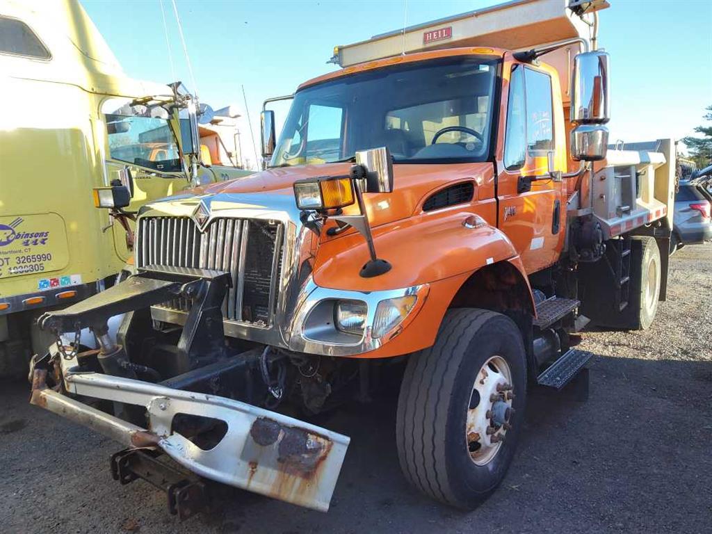 2007 International 7400 SBA 4X2 (Hartford, CT 06114) | Property Room