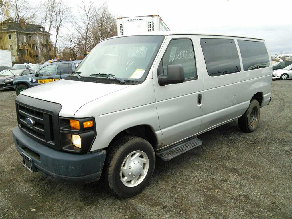 2009 Ford E-350 (Hartford, CT 06114) | Property Room