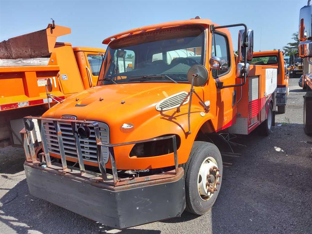 2010 Freightliner M2106 (Hartford, CT 06114) | Property Room