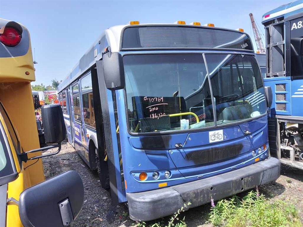 2010 New Flyer Low Floor Re-styled (Hartford, CT 06114) | Property Room