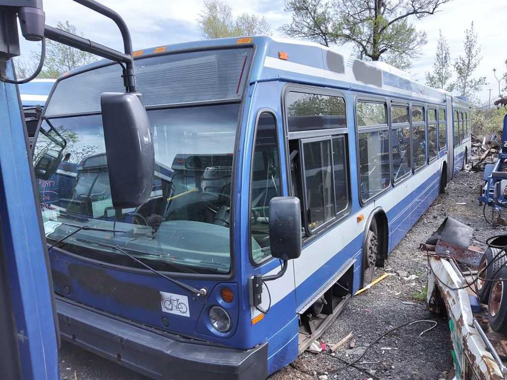 2010 NOVA L554 (Hartford, CT 06114) | Property Room