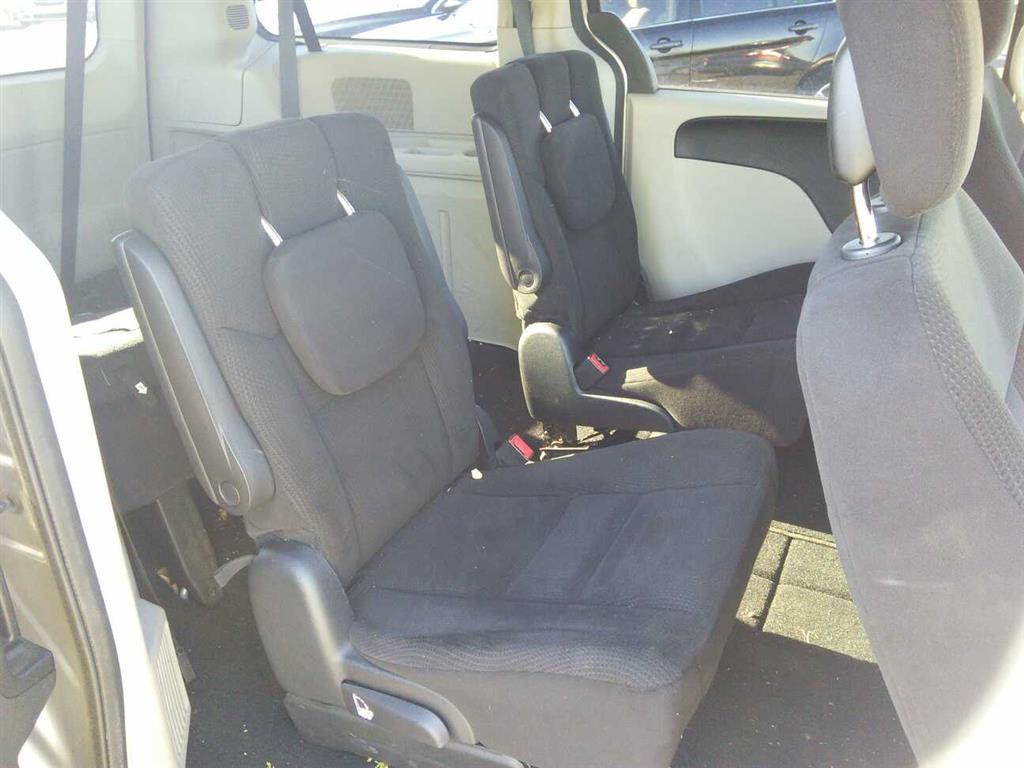 2014 Dodge Grand Caravan (Hartford, CT 06114) | Property Room