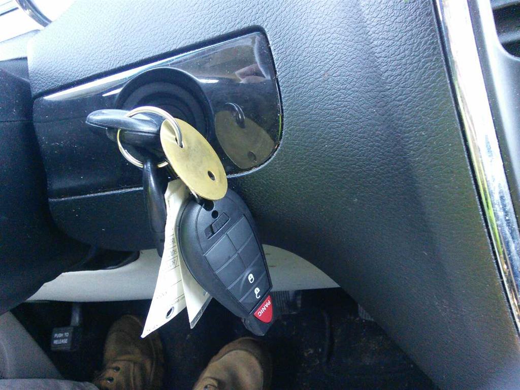 2014 Dodge Grand Caravan (Hartford, CT 06114) | Property Room