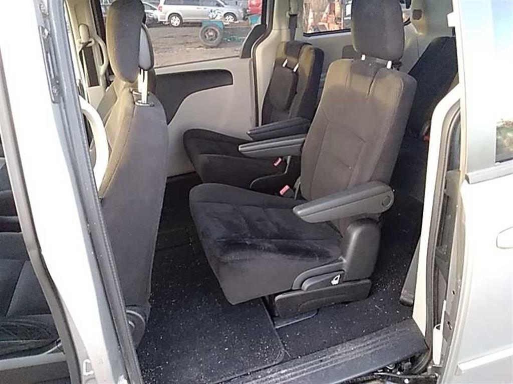 2015 Dodge Grand Caravan (Hartford, CT 06114) | Property Room