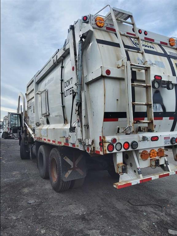 2015 Mack MRU613 (Brooklyn, NY 11214) | Property Room