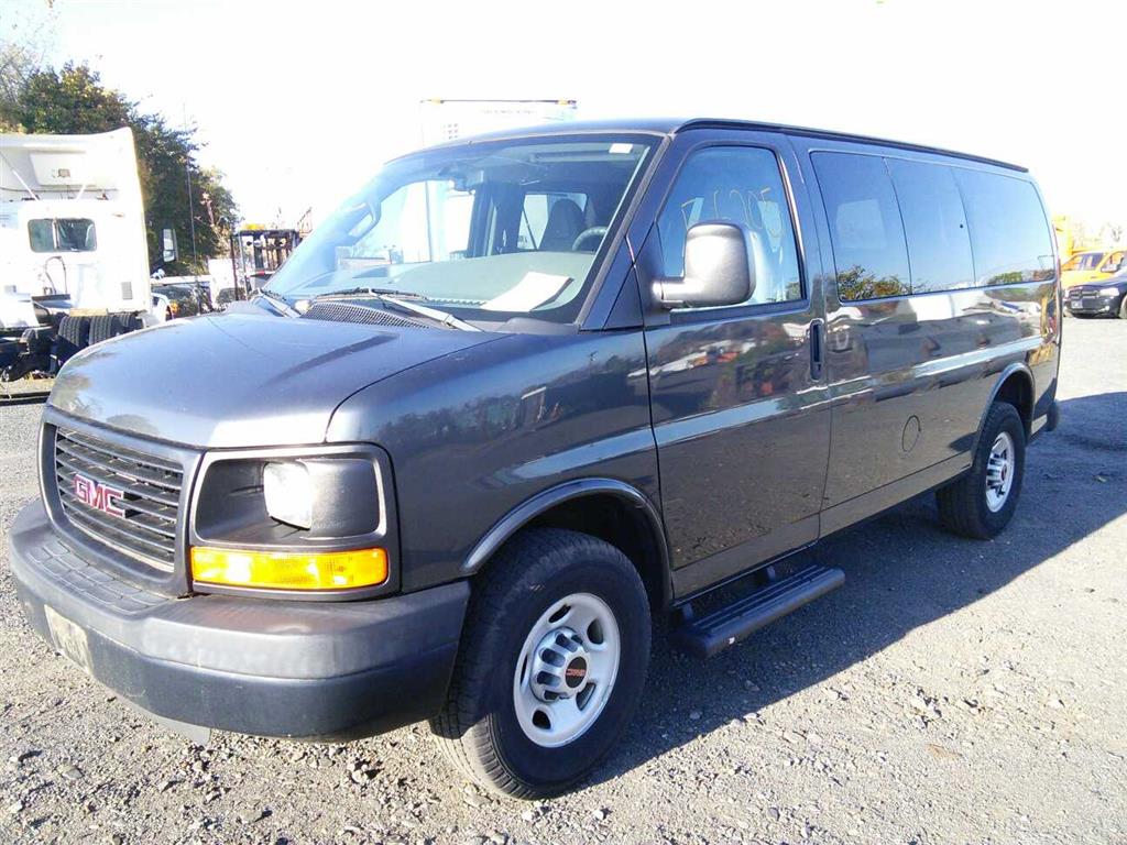 2016 GMC Savana (Hartford, CT 06114) | Property Room