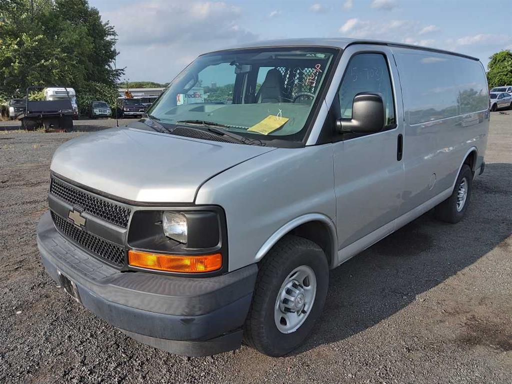 2017 Chevrolet Express (Hartford, CT 06114) | Property Room