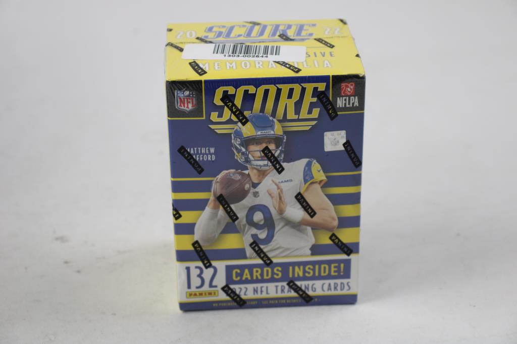 2022 Score Football Blaster Box | Property Room