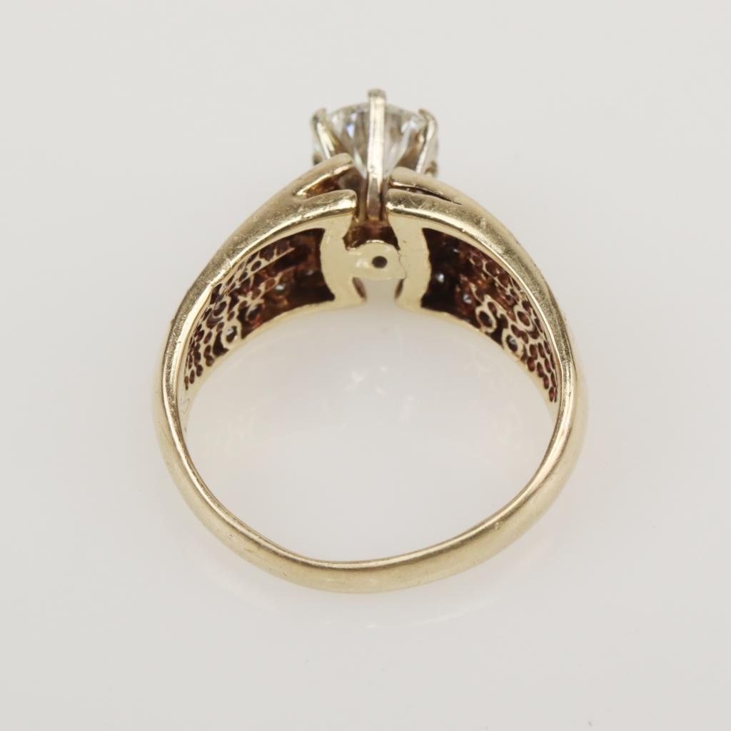 2.04cts TW Diamond 10kt Gold Engagement Ring-Evaluated By Our Certified ...