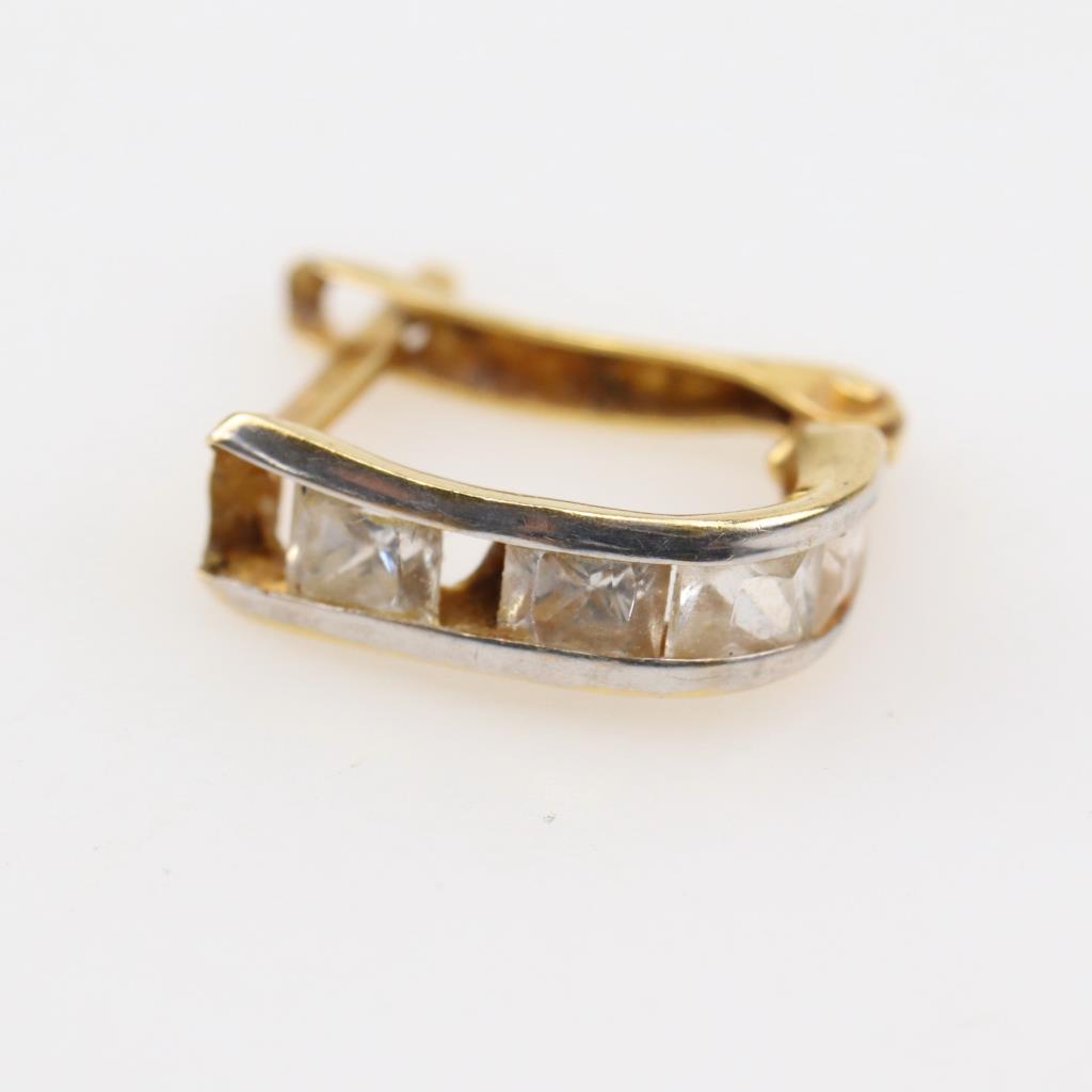 21kt Gold Clear Stone Hoop Earring | Property Room