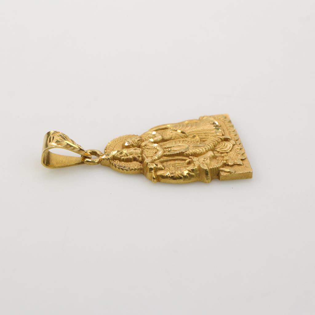 22k Gold Pendant | Property Room