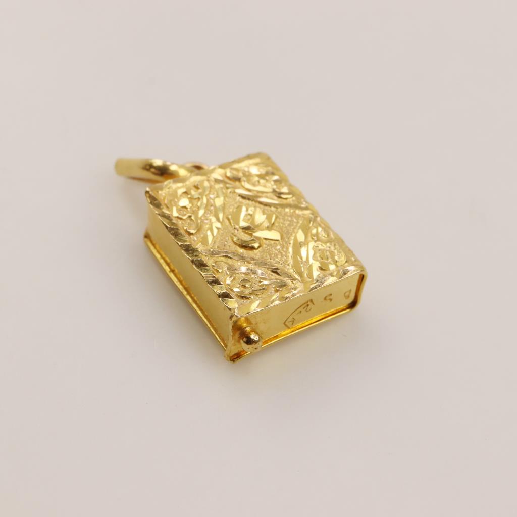 22kt Gold Book Pendant | Property Room