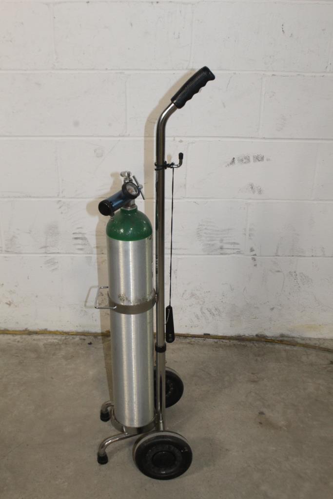 24 Cubic Foot Oxygen Tank | Property Room