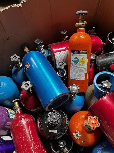 25+ Assorted Size NOS Air Tanks (Empty) | Property Room