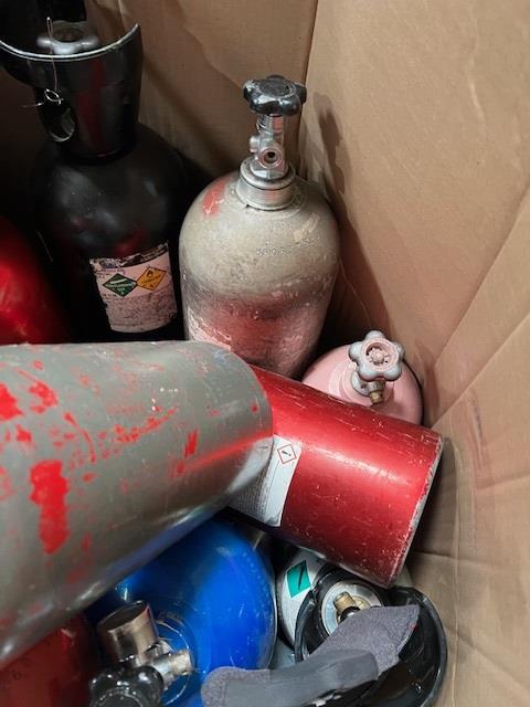 25+ Assorted Size NOS Air Tanks (Empty) | Property Room