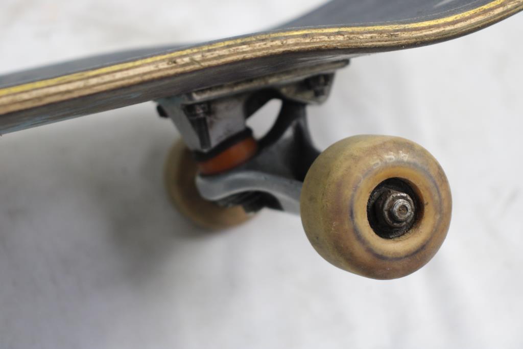 32" Skateboard | Property Room