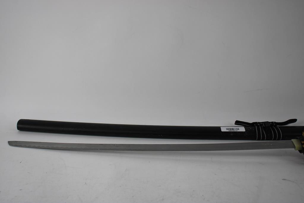 36' Samurai Sword With Floral Pattern Grip Handle | Property Room