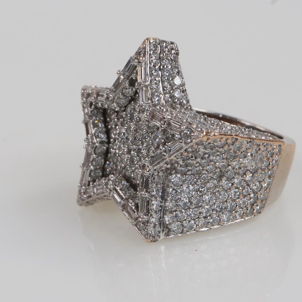 3.64cts TW Diamond 14kt White Gold Star Ring-Evaluated By Our Certified ...